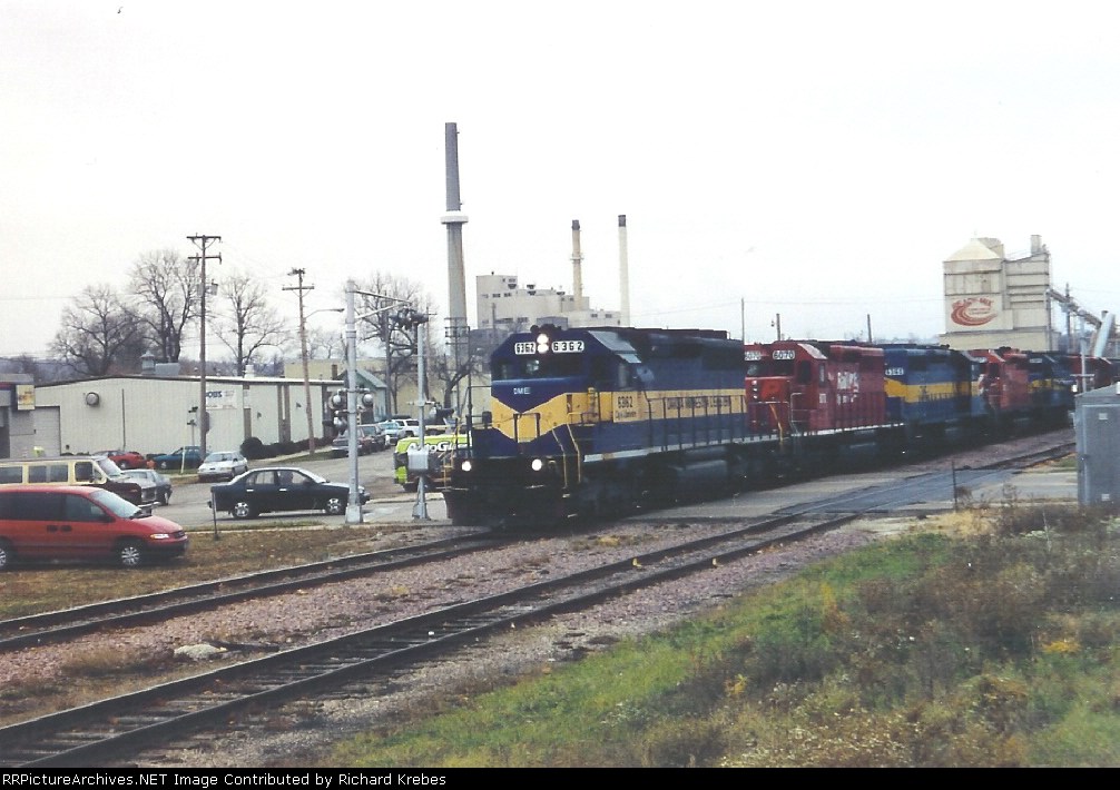 Westbound DME freight in Rochester.